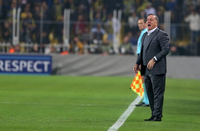 WM 2026: Dick Advocaat schreibt Geschichte mit Curacao | Sportwetten24.com