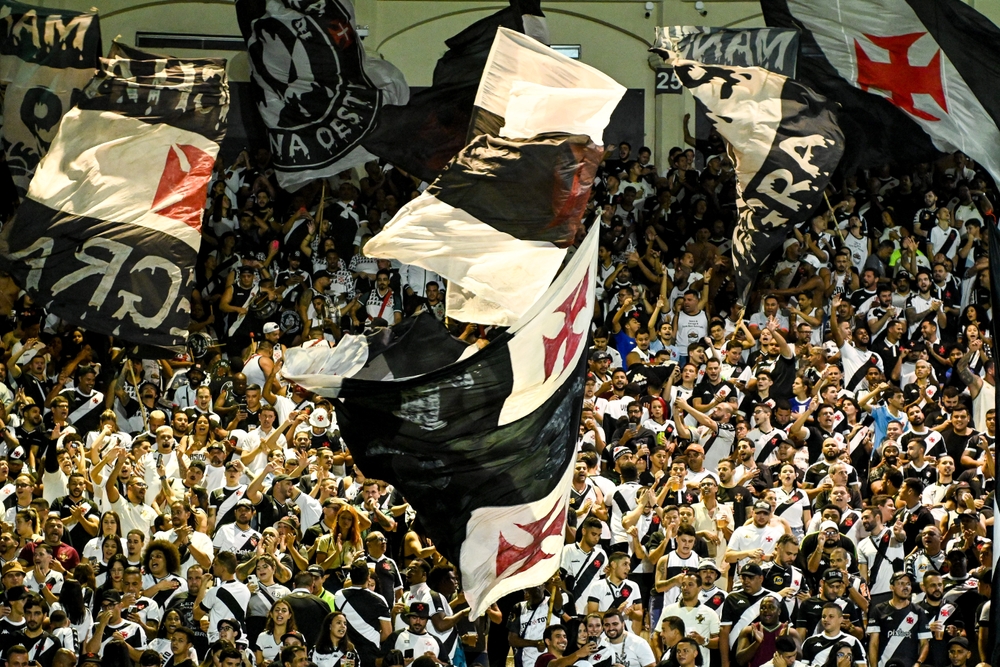 Corinthians zieht Konsequenzen: Strategiewechsel im Management, Spindel ...